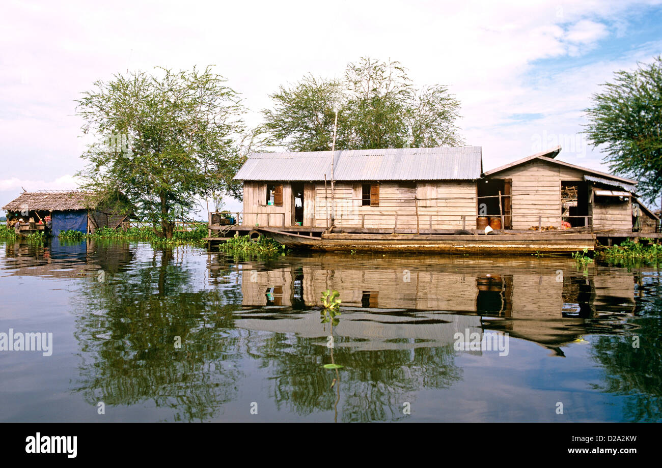 A Vietnamese Floating Village Southern Cambodia South East Asia Stock ...