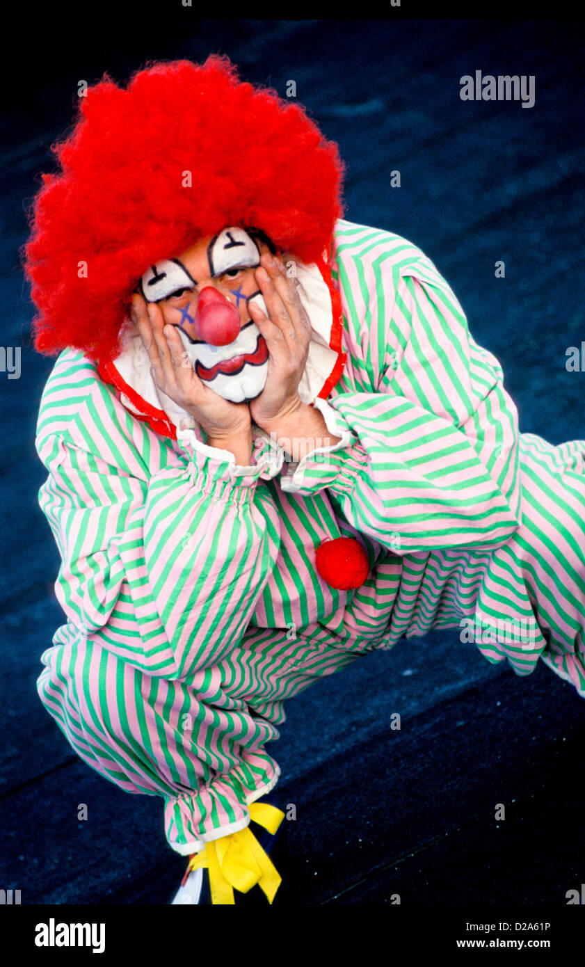 Black and white of clown hi-res stock photography and images - Alamy