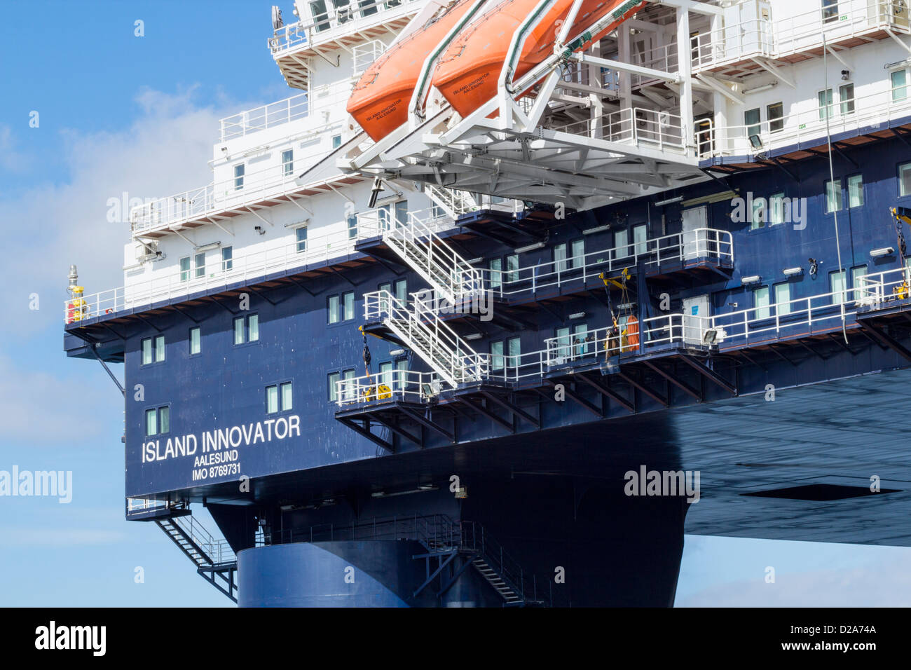 Semi submersible drilling rig, Island Innovator Stock Photo - Alamy