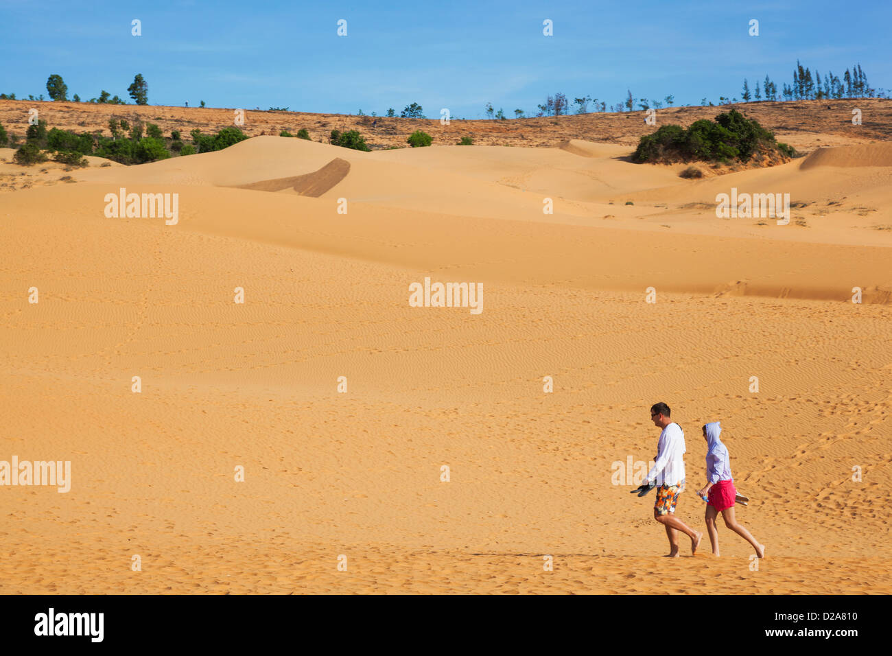 Vietnam, Mui Ne, Sand Dunes and Tourist Couple Stock Photo - Alamy