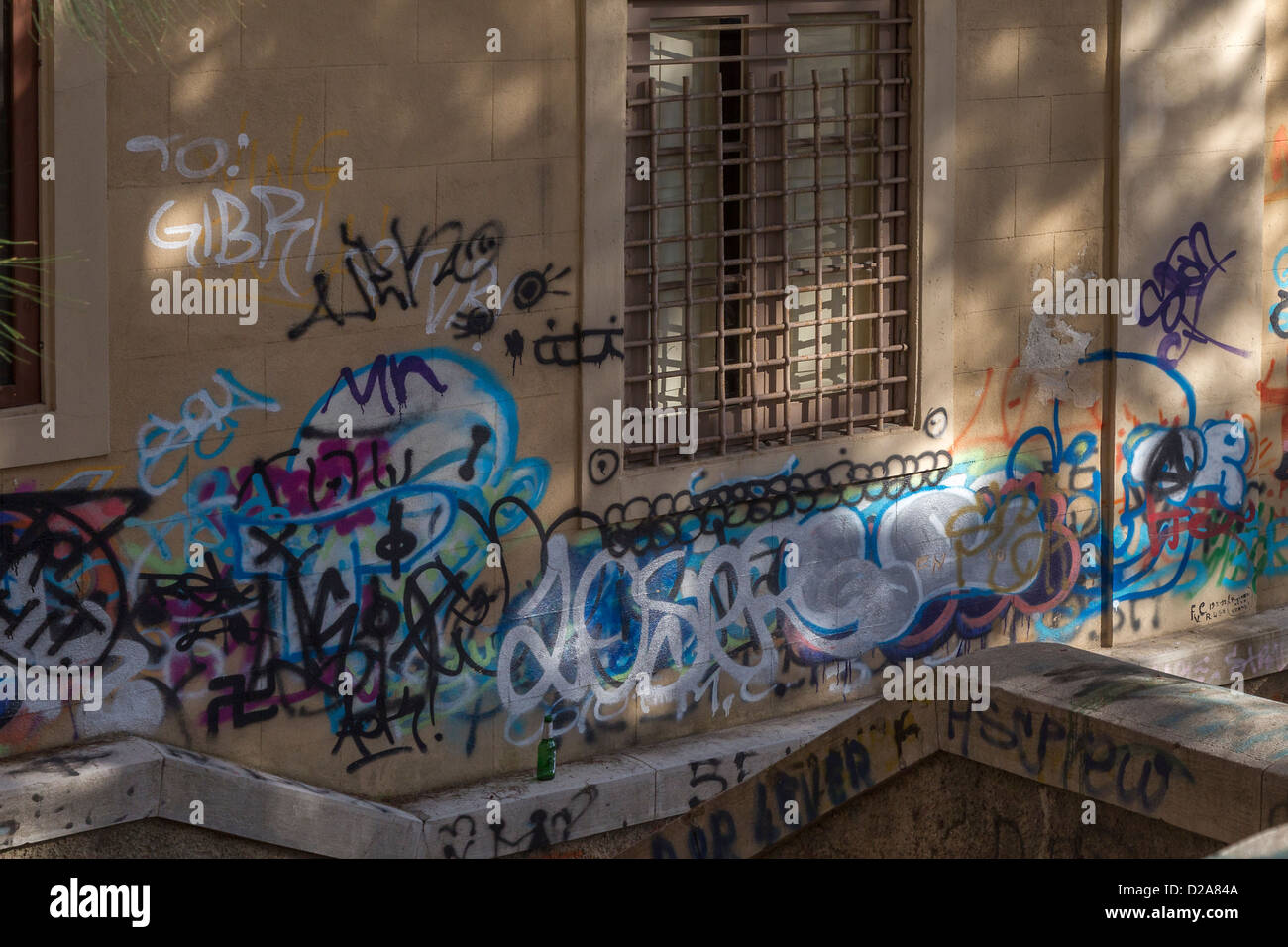 Walls defaced with Graffiti Stock Photo - Alamy