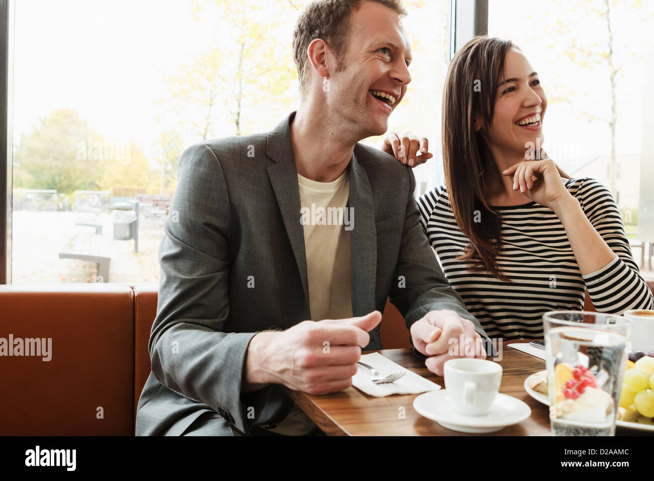 Couple inside restaurant breakfast hi-res stock photography and images ...