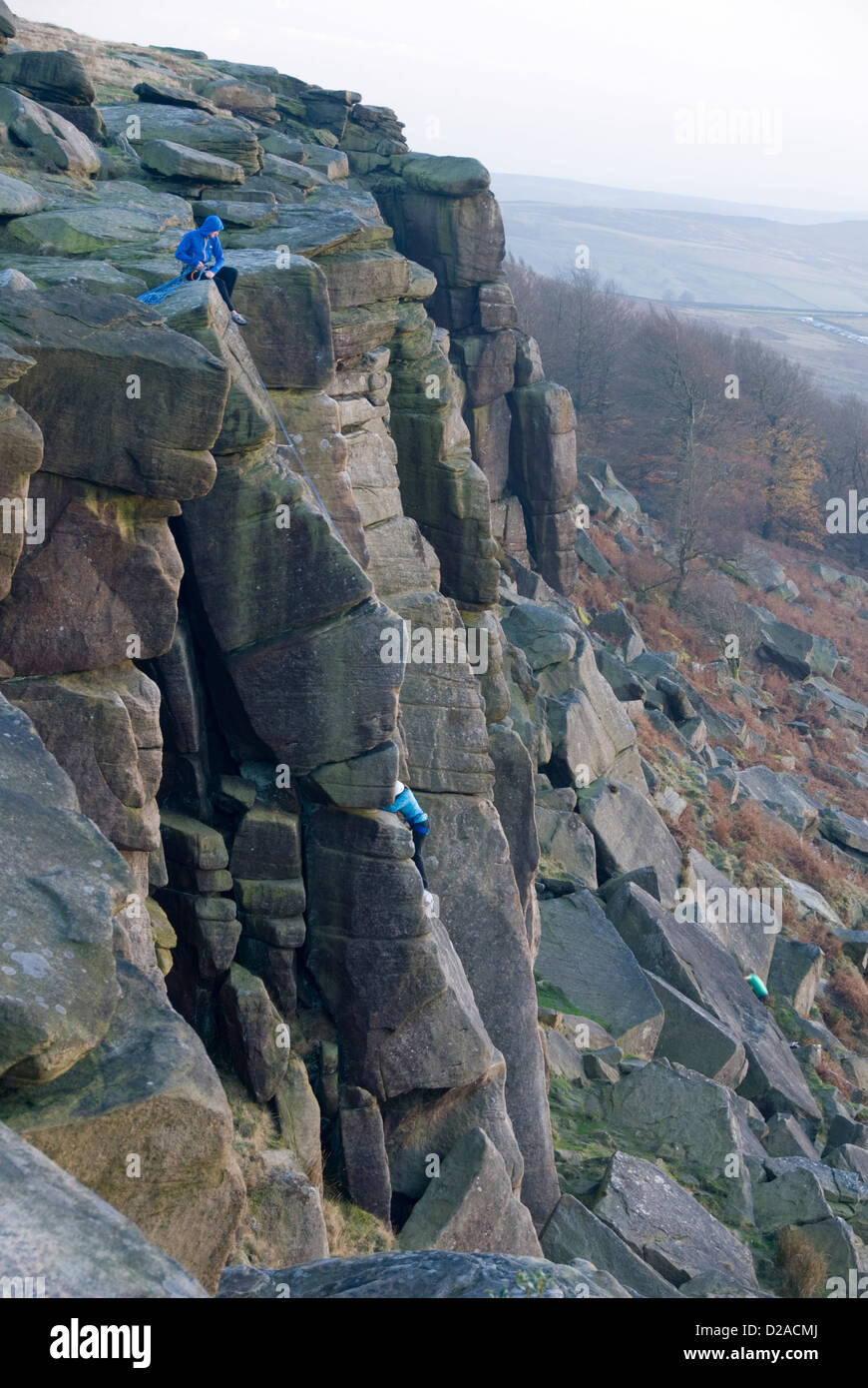 Looking down over cliff edge hi-res stock photography and images - Alamy