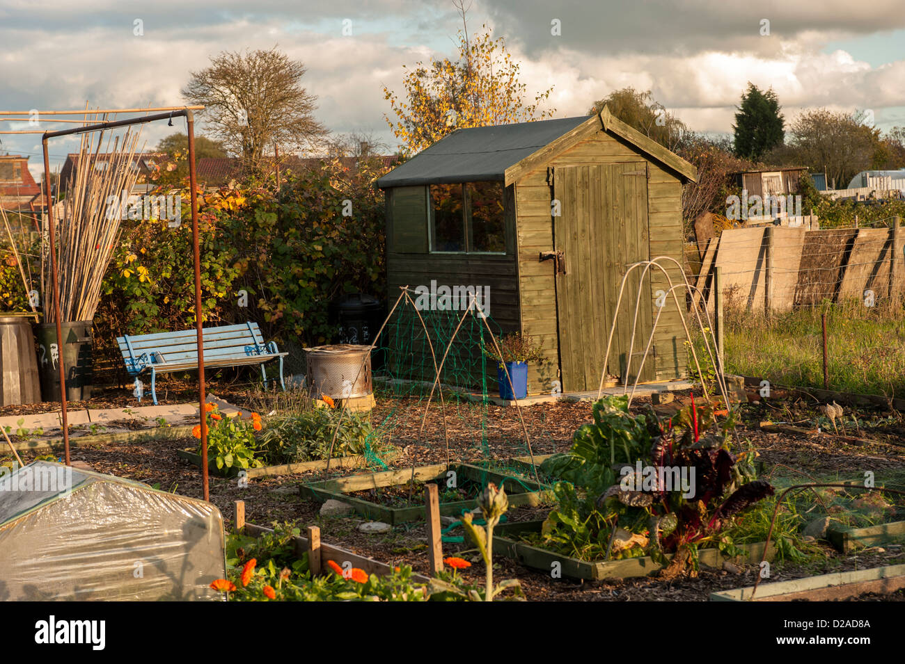 Potting bench hi-res stock photography and images - Alamy