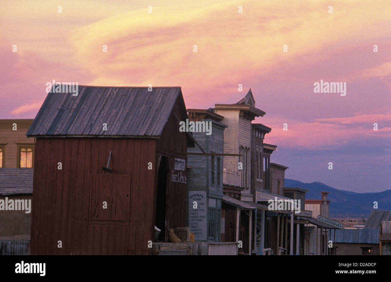 Eaves ranch hi-res stock photography and images - Alamy