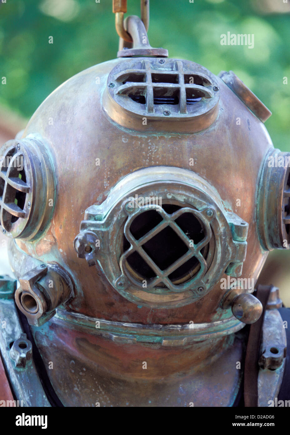 Deep Sea Diver S Helmet Stock Photo Alamy Deep Sea Diver S Helmet Stock Photo Alamy