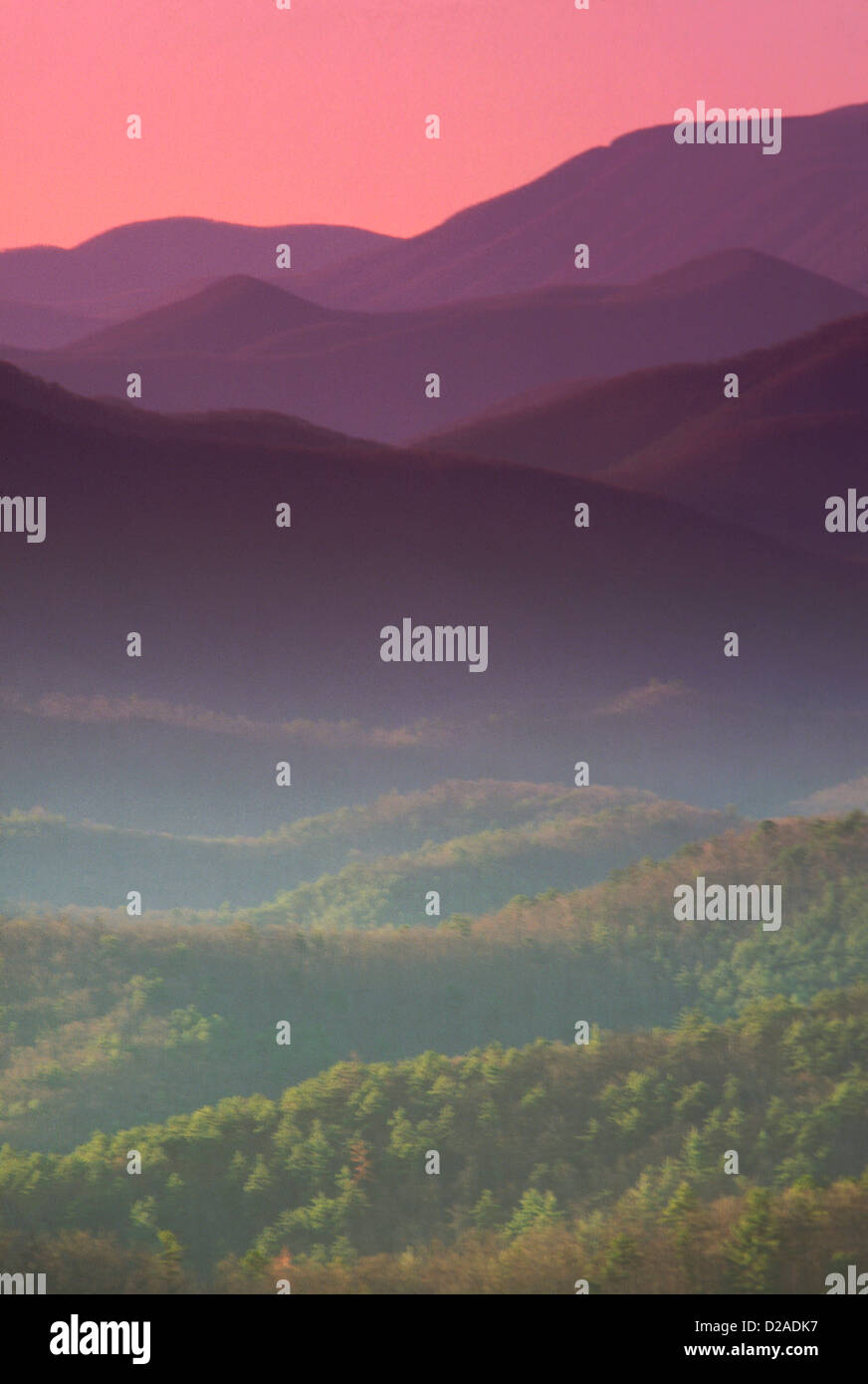 Virginia field hi-res stock photography and images - Alamy