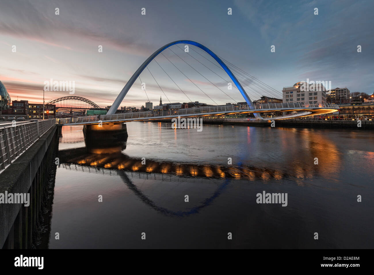 Millennium bridge tyne newcastle upon tyne tyne gateshead newcastle ...