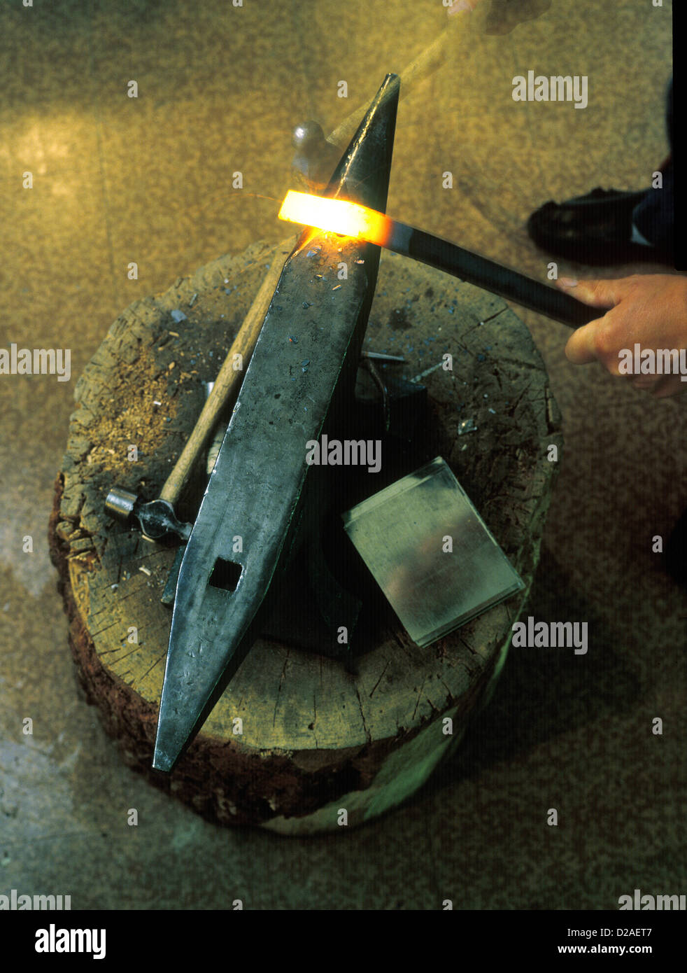 Forging hi-res stock photography and images - Alamy