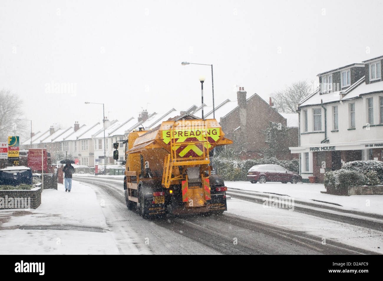 Gritter trucks hi-res stock photography and images - Alamy