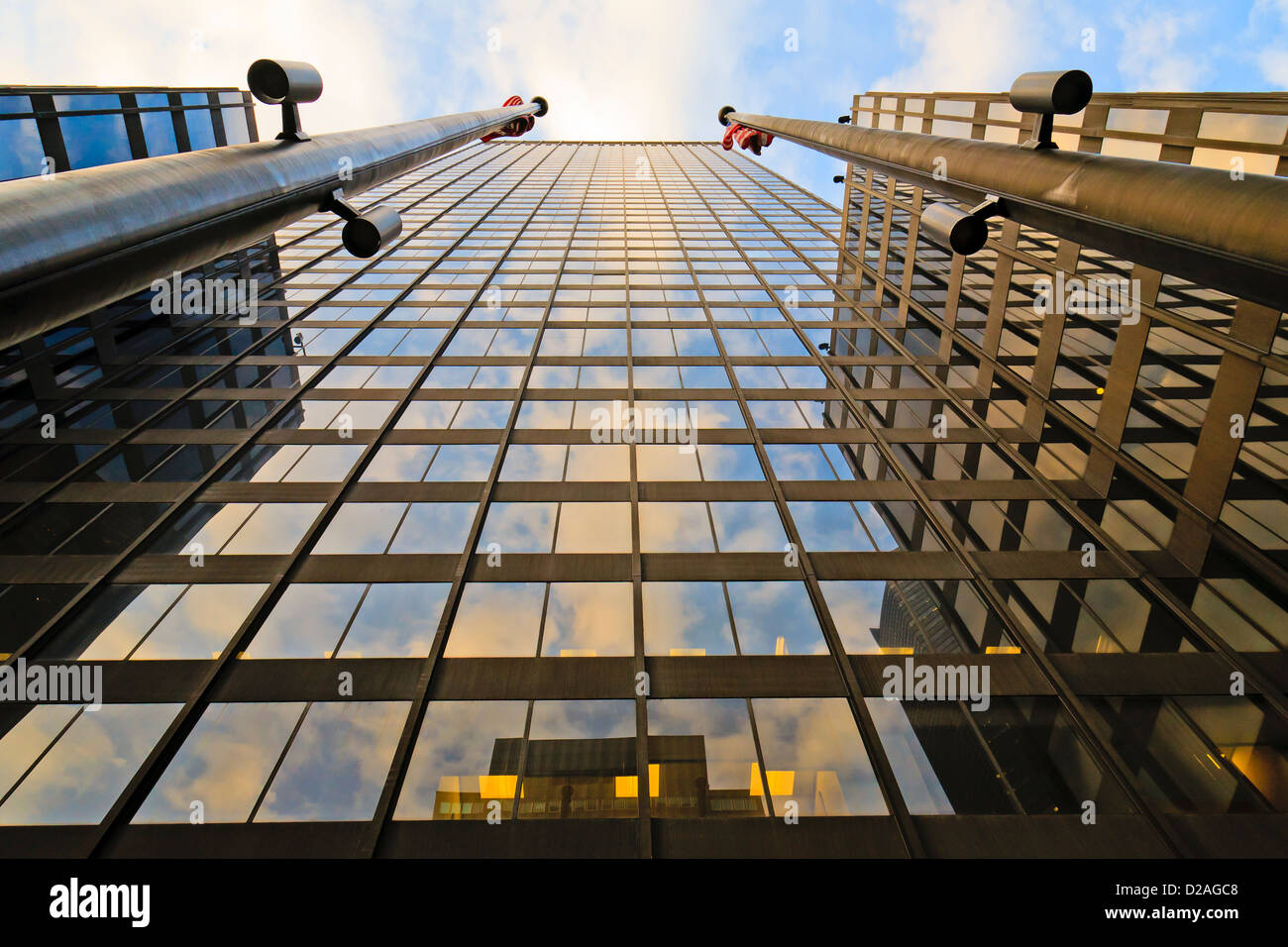 Single skyscraper in Manhattan, New York City, USA Stock Photo - Alamy