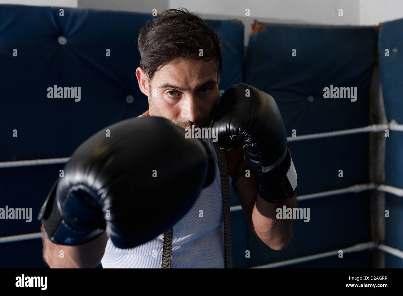 Caucasian men in 30s fist hi-res stock photography and images - Alamy