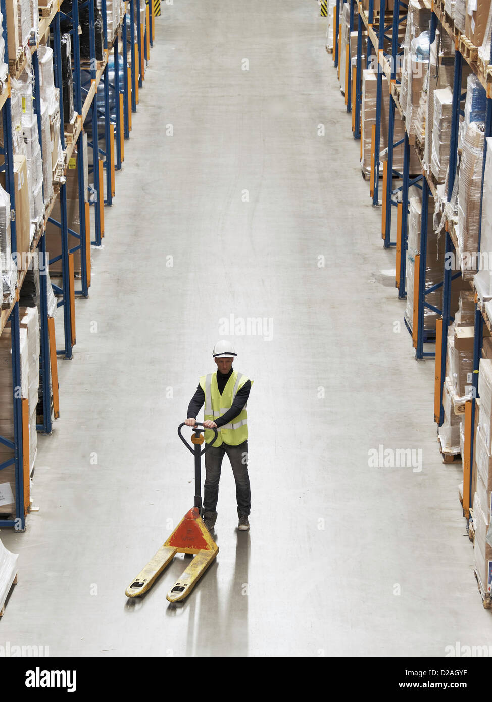 Furniture dolly hi-res stock photography and images - Alamy