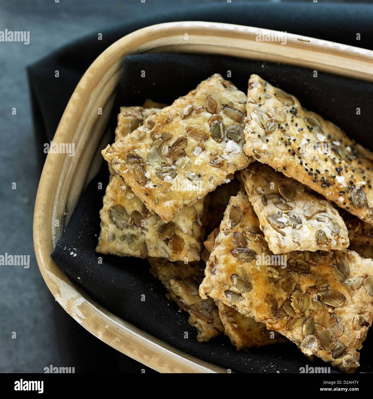 Bowl of whole grain crackers Stock Photo - Alamy