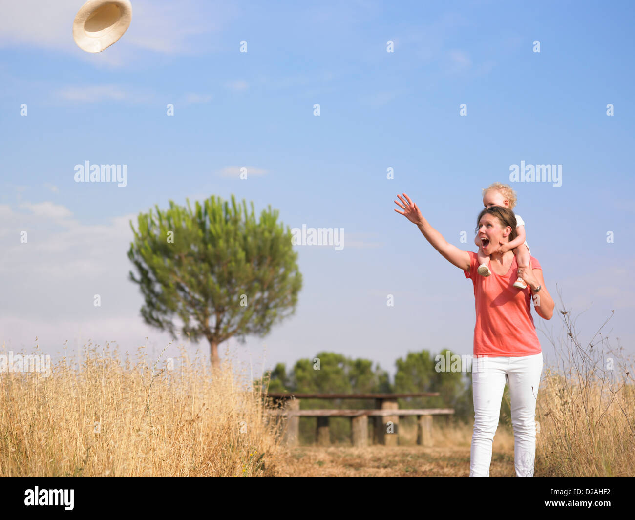 Womans headpiece hi-res stock photography and images - Alamy
