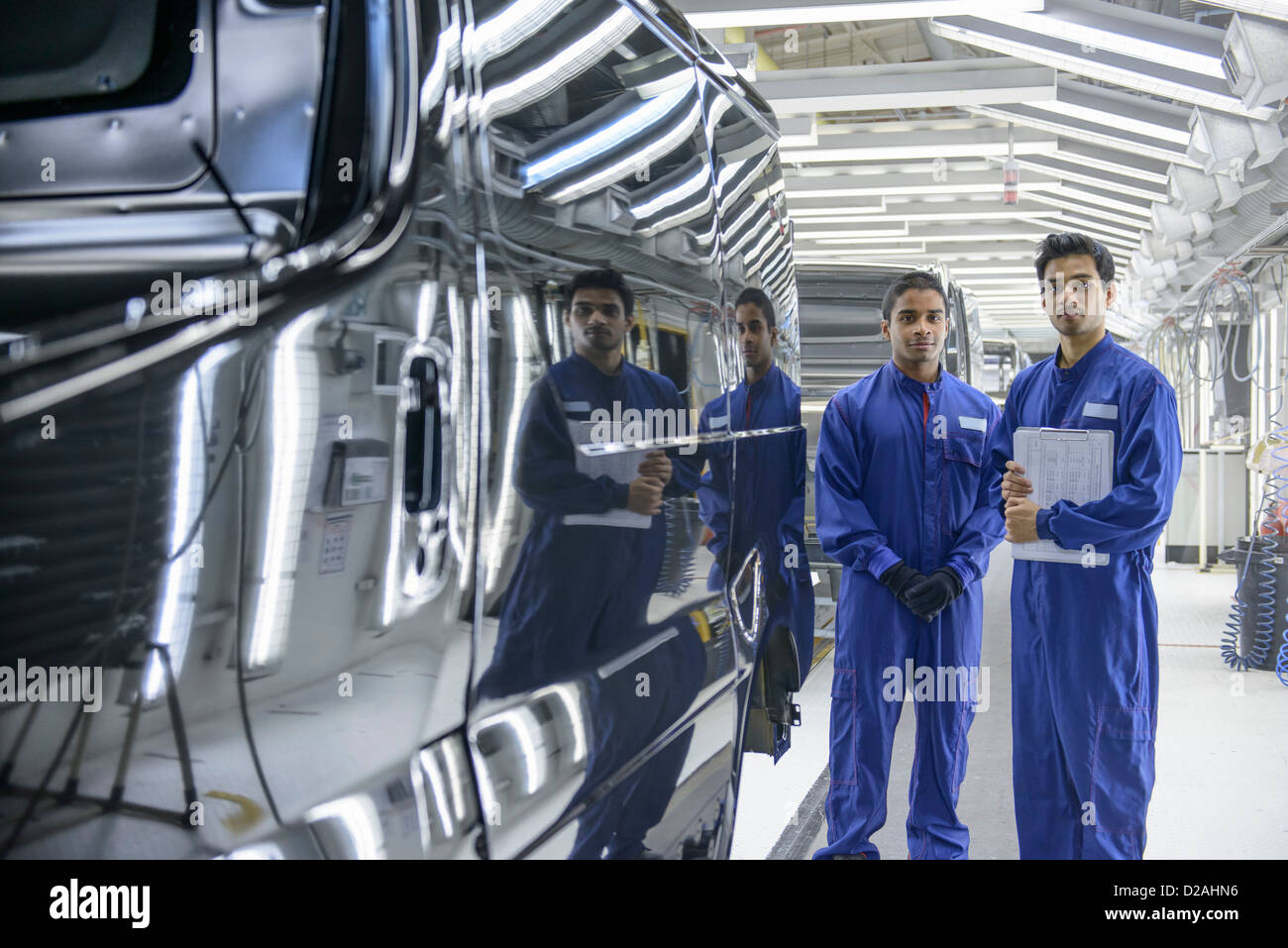 Garment Factory Workers High Resolution Stock Photography and Images - Alamy