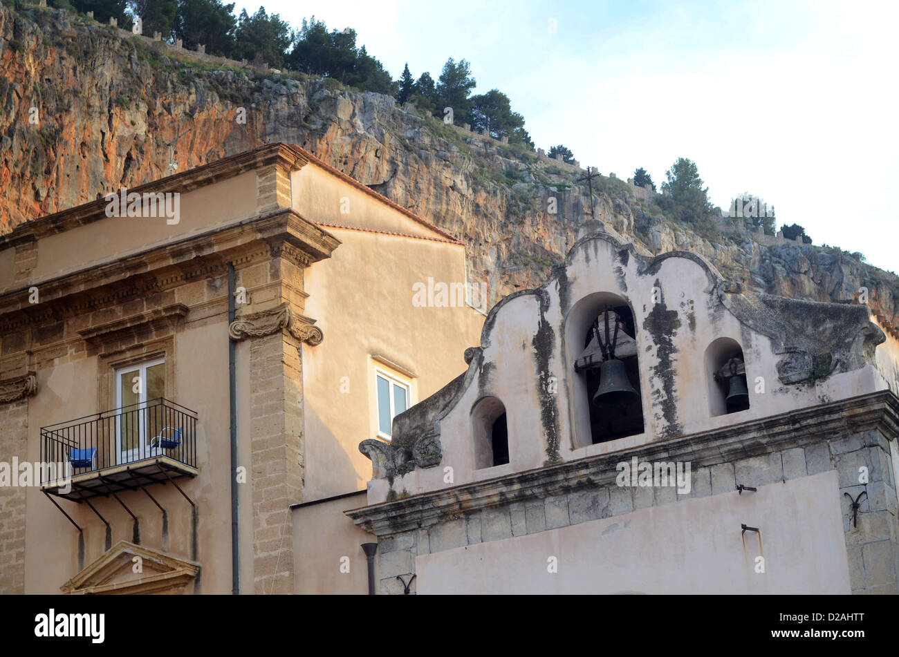 Cefalu rock hi-res stock photography and images - Alamy