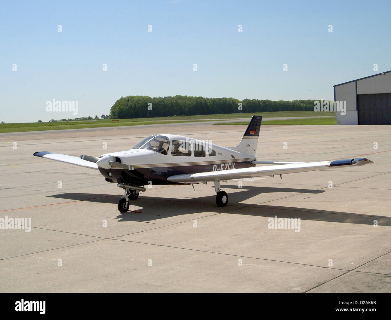 An 28 aircraft hi-res stock photography and images - Alamy