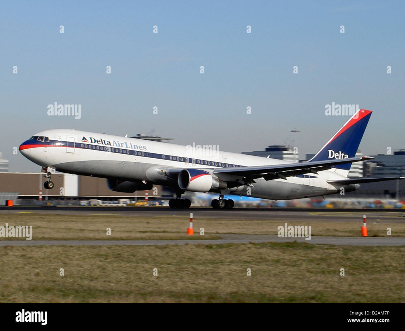 A Delta Airlines aircraft during takeoff, showing the aircraft's ...