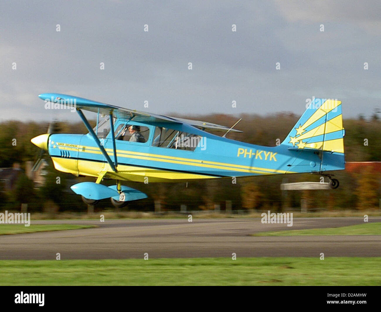 The Bellanca 8KCAB-180CS Super Decathlon 180 is a single-engine light ...
