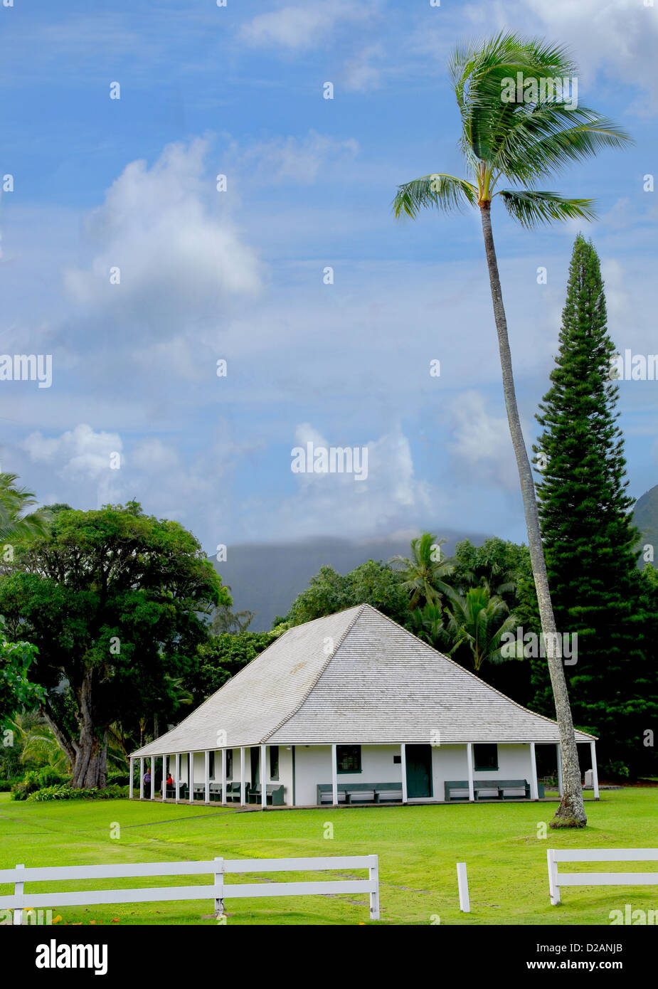 Polynesian architecture hi-res stock photography and images - Alamy