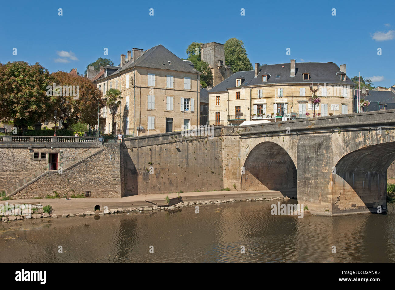 Montignac Dordogne High Resolution Stock Photography and Images - Alamy