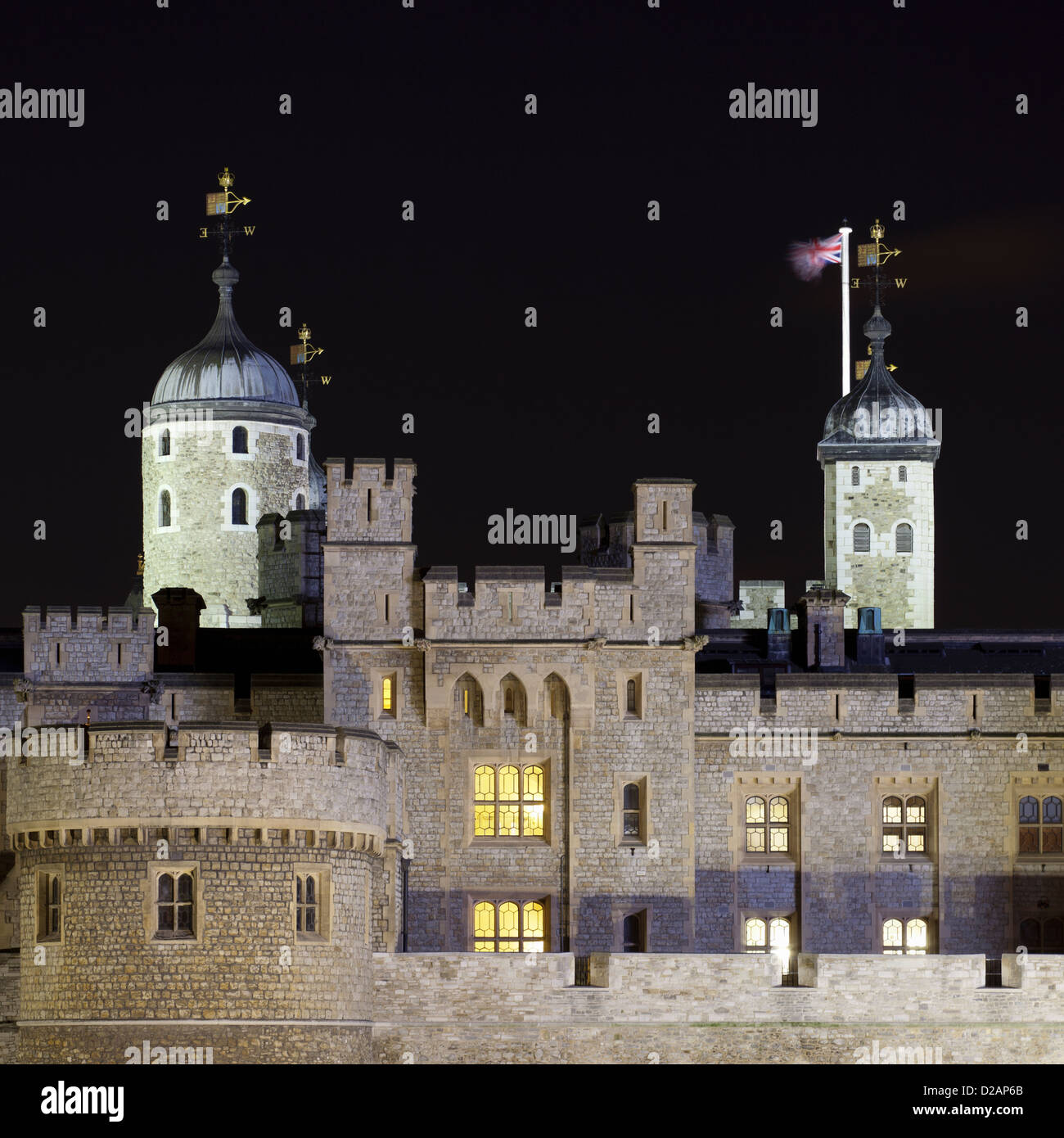 Castle exterior dark hi-res stock photography and images - Alamy