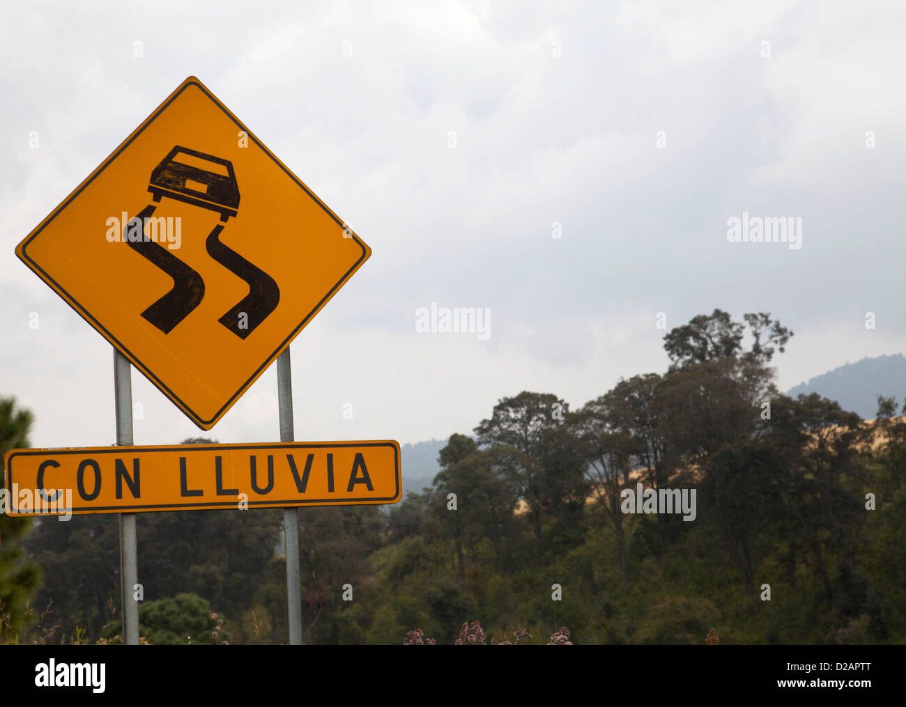 Road signs in mexico warning hi-res stock photography and images - Alamy