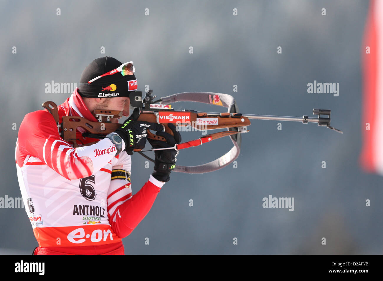 Biathlon anterselva shooting hi-res stock photography and images - Alamy