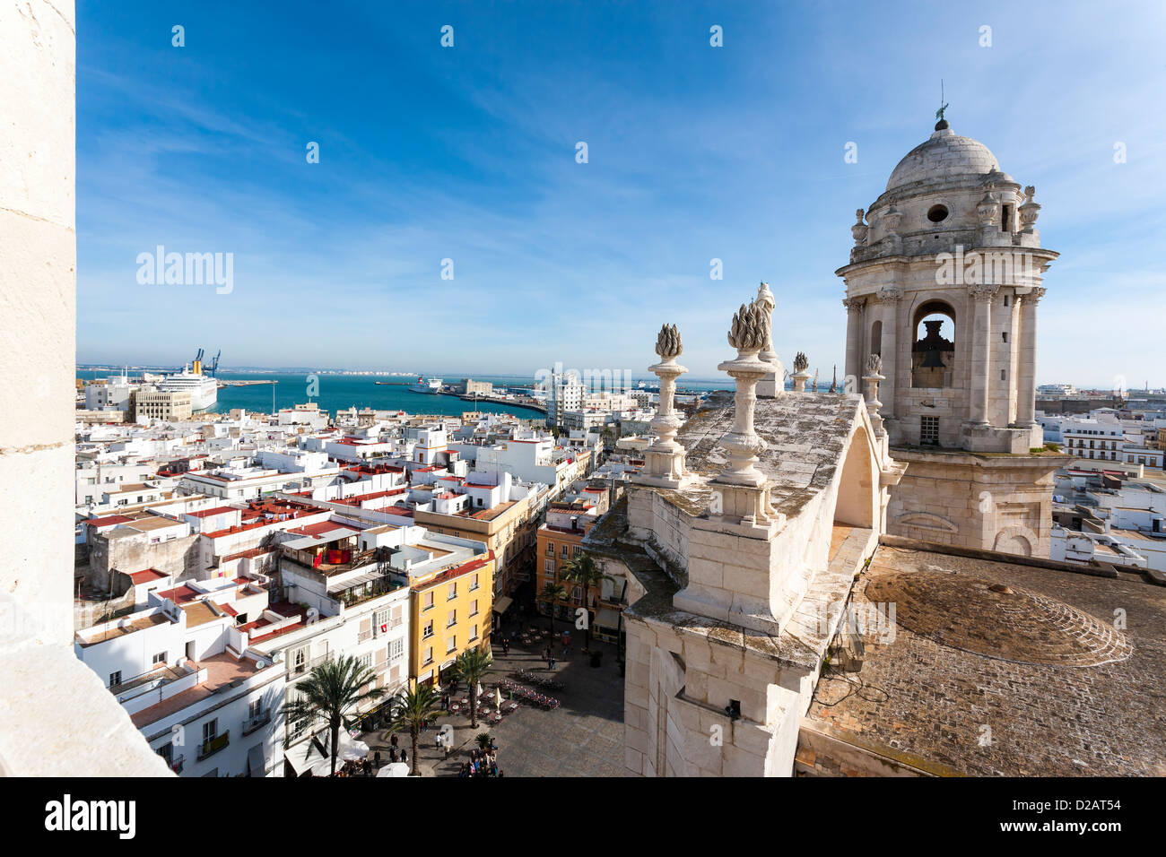 Cadiz cathedral bell tower bells hi-res stock photography and images ...