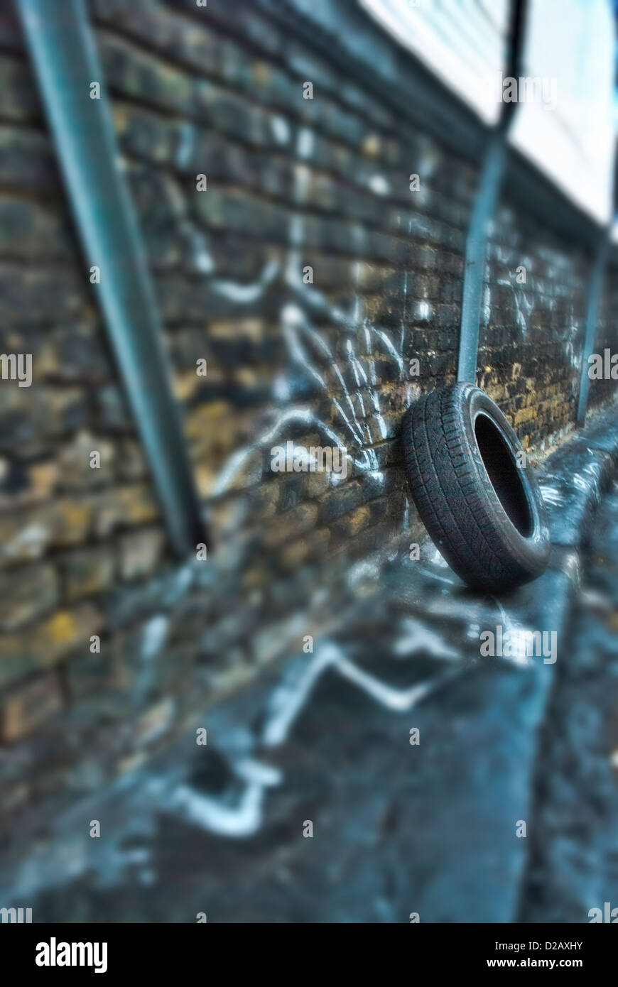 Car tyre wall hi-res stock photography and images - Alamy