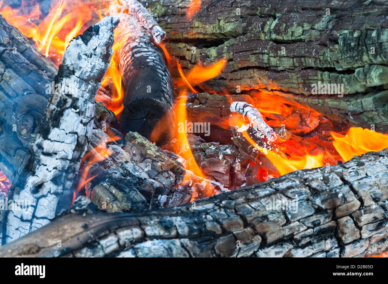 Fire light ember hi-res stock photography and images - Alamy