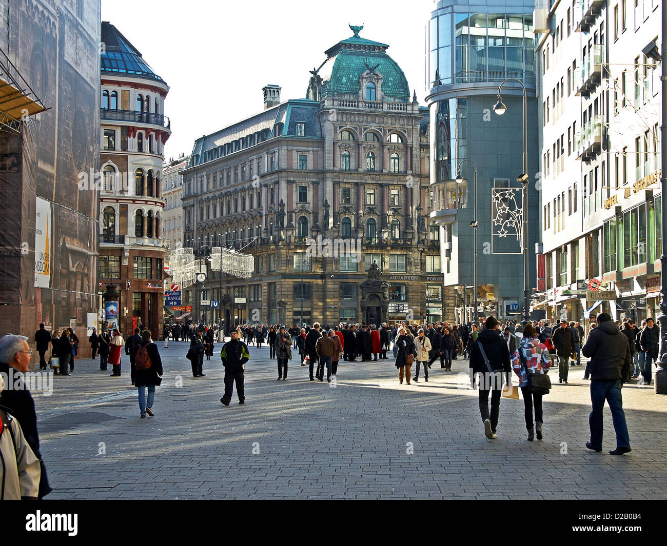 Stephanplatz hi-res stock photography and images - Alamy