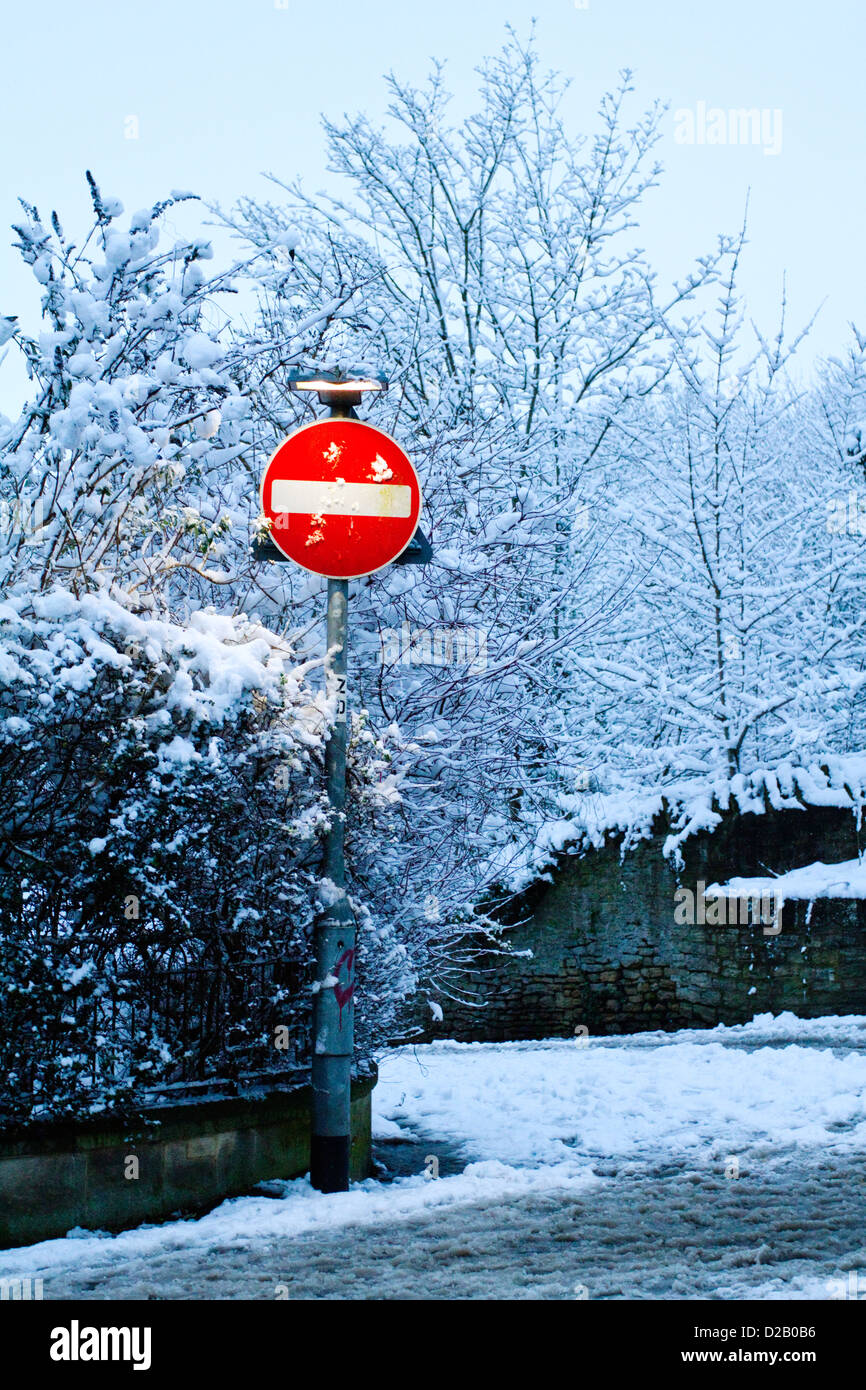 No entry sign with snow hi-res stock photography and images - Alamy