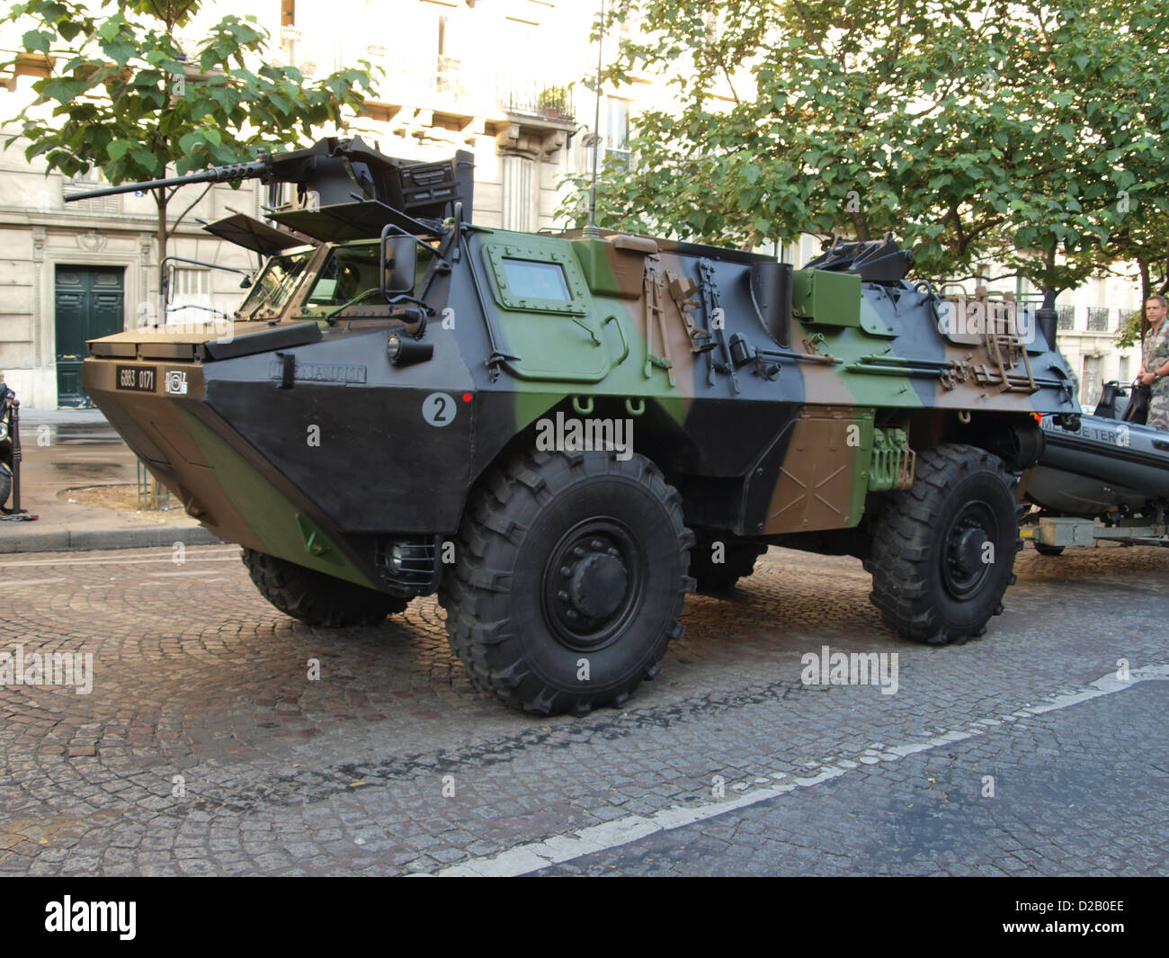 VAB 4x4 French military parade Champs Elysees Stock Photo - Alamy