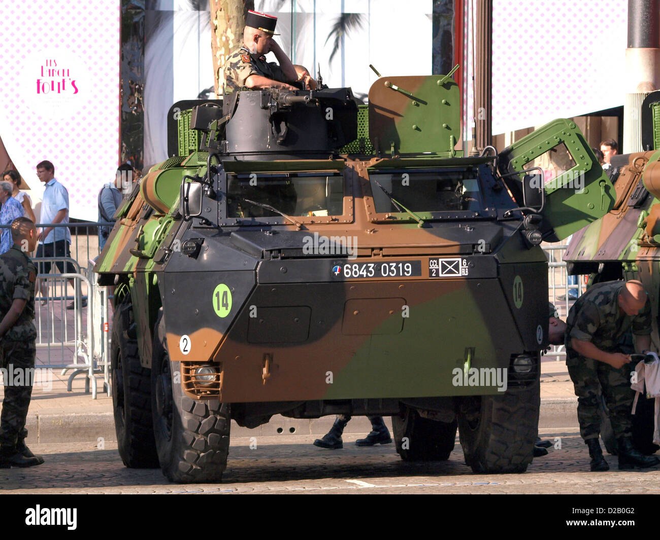 VAB 4x4 French military parade Champs Elysees Stock Photo - Alamy