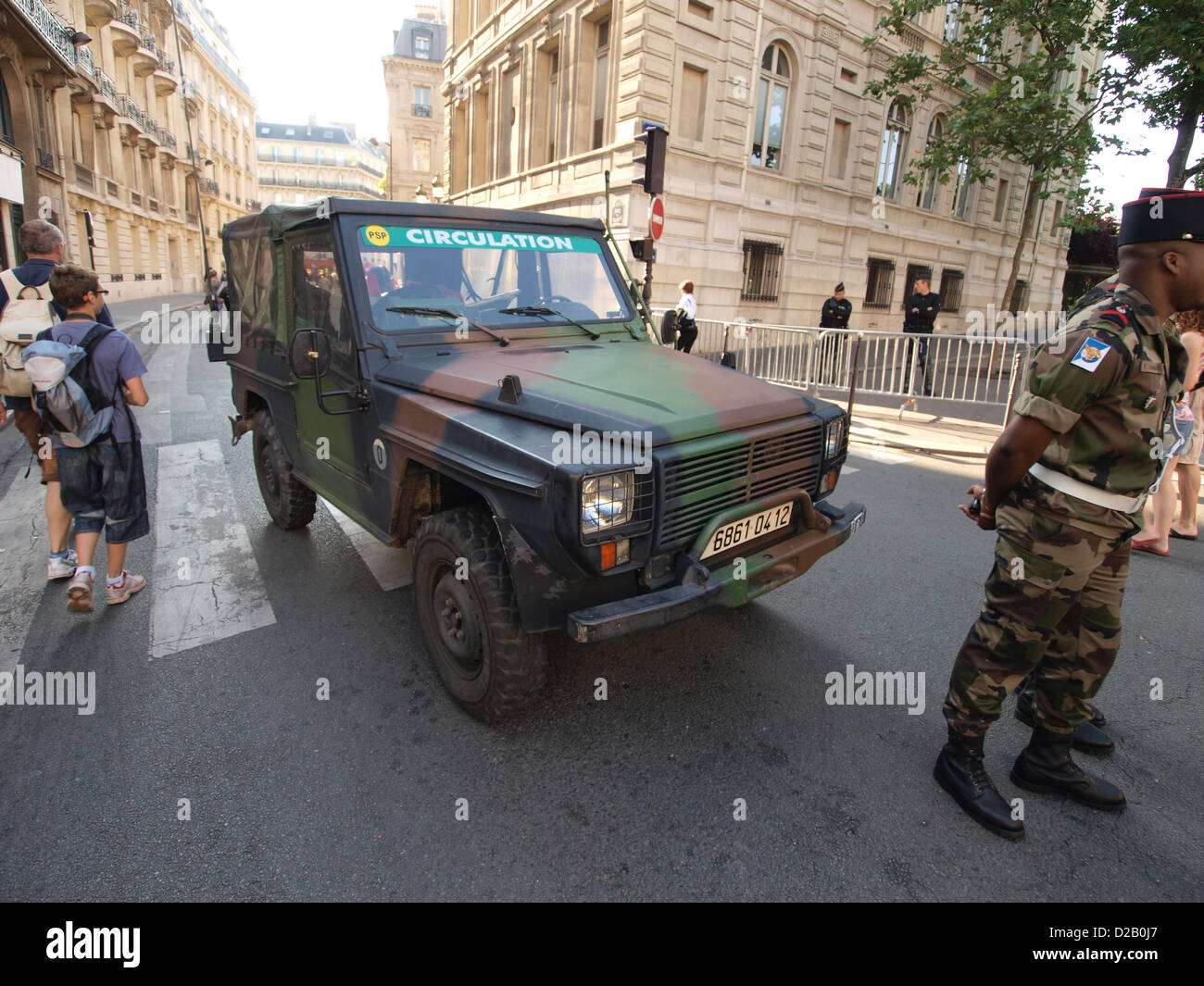 The Peugeot P4 is a military vehicle used by the French armed forces ...