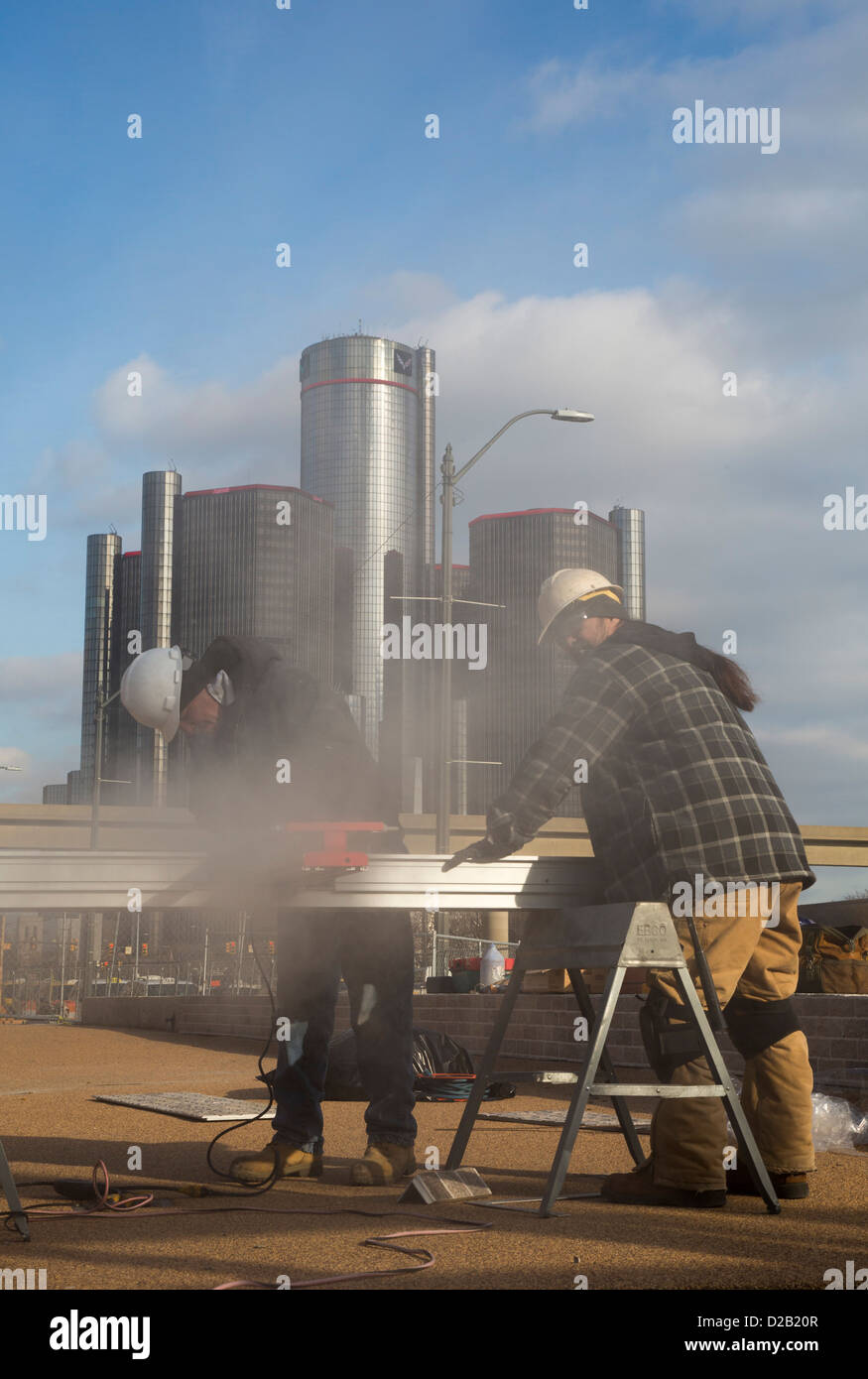 Detroit renaissance construction hi-res stock photography and images ...