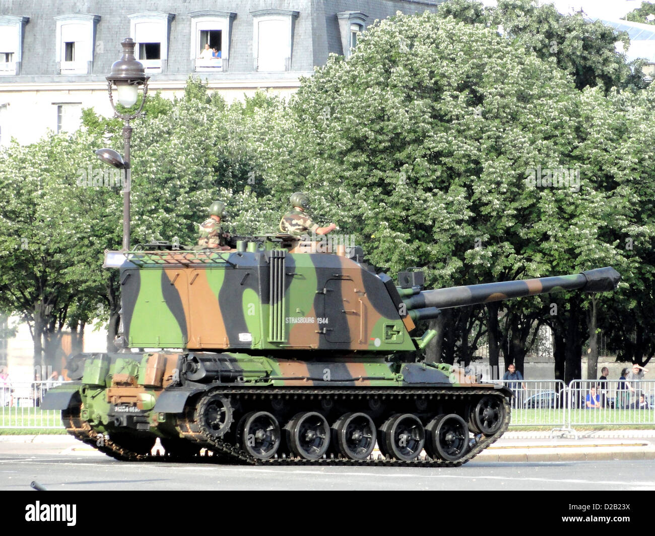 The GCT 155mm AUF1 tank, featured in a military parade on the Champs ...