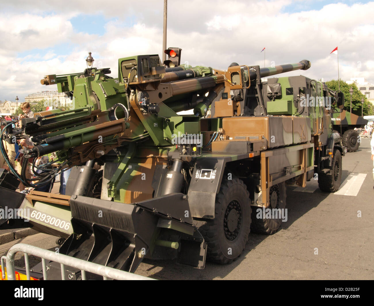 The CAESAR (CAmion Equipe d'un Système d'ARtillerie) is a self ...
