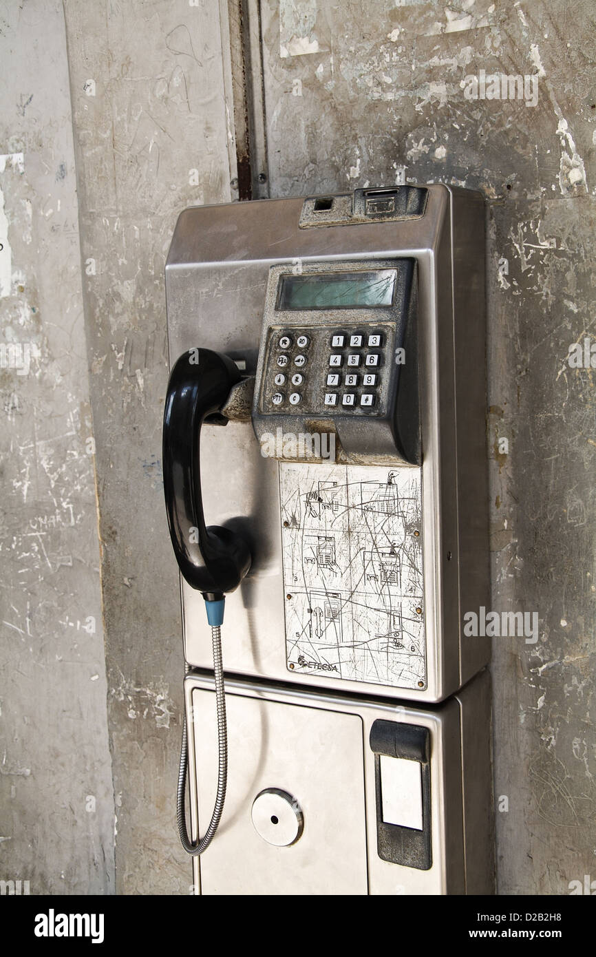 Havana, Cuba, a public telephone Stock Photo - Alamy