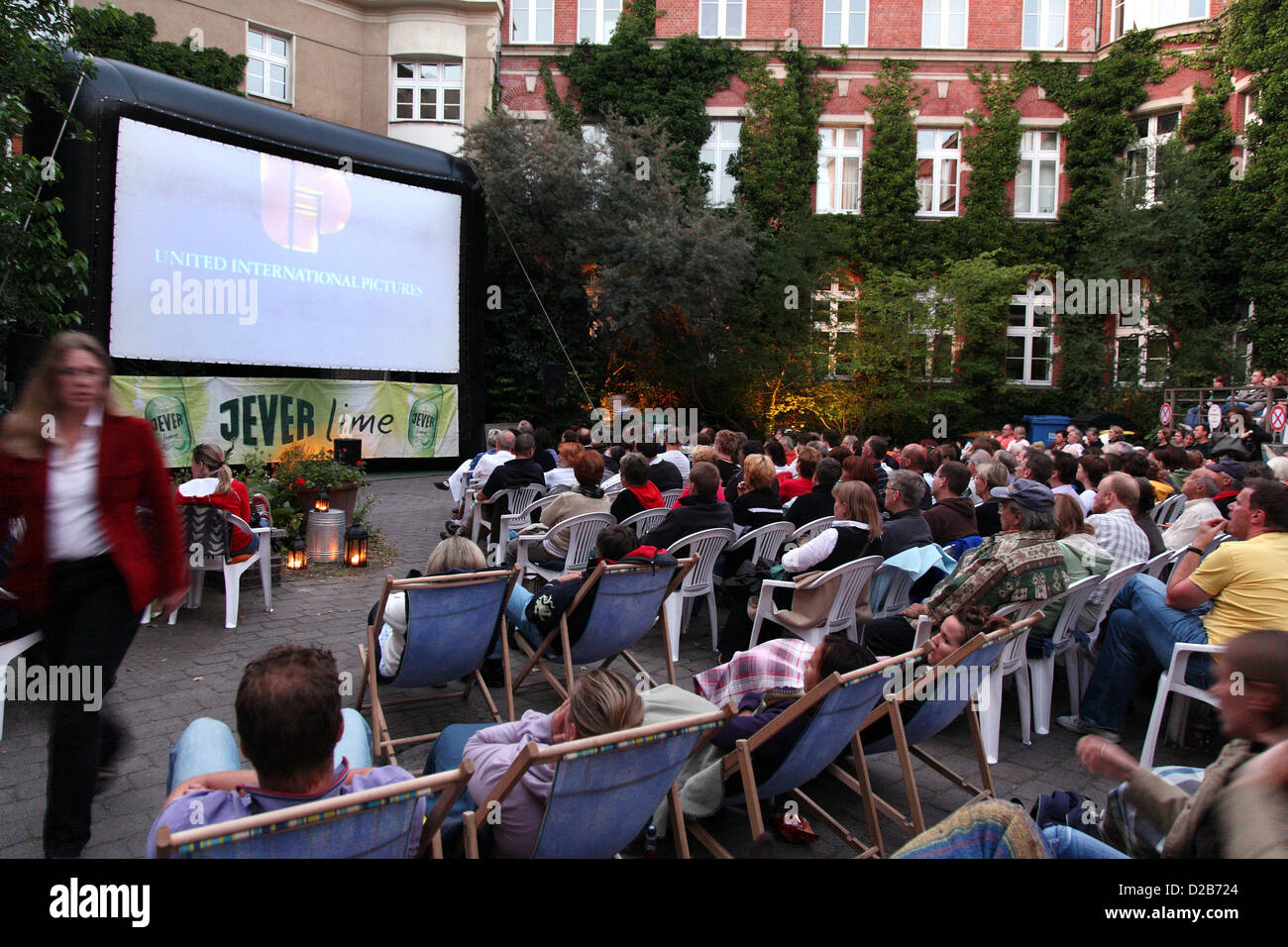 Old cinema movies hi-res stock photography and images - Alamy