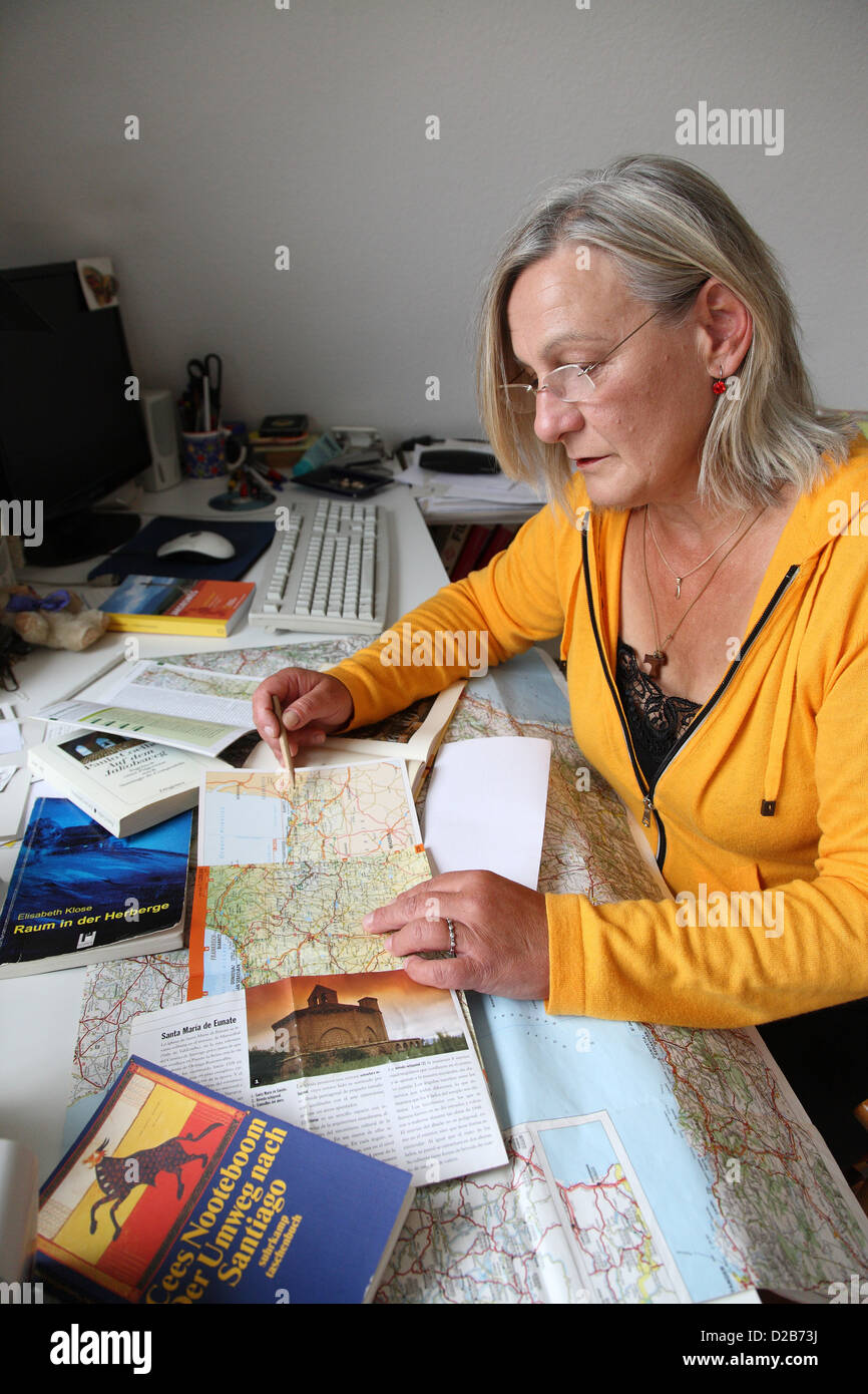 Pilgrimage maps hi-res stock photography and images - Alamy