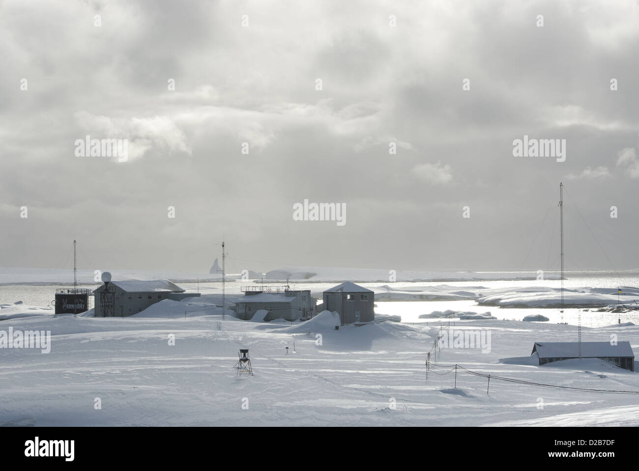 High arctic research station hi-res stock photography and images - Alamy