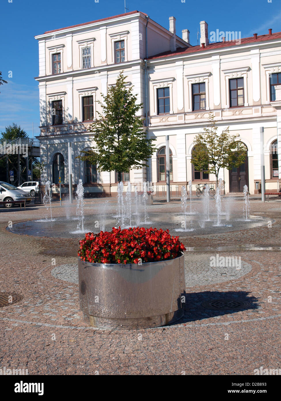 Pavement fountain hi-res stock photography and images - Alamy