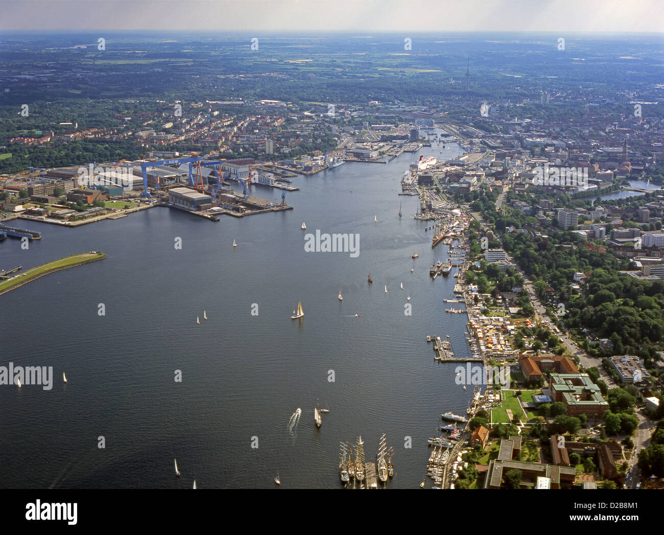 View city kiel hdw shipyard hi-res stock photography and images - Alamy