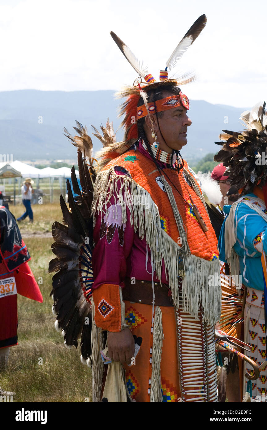 A Gathering North America'S Native People Meeting Dance Sing Socialize ...