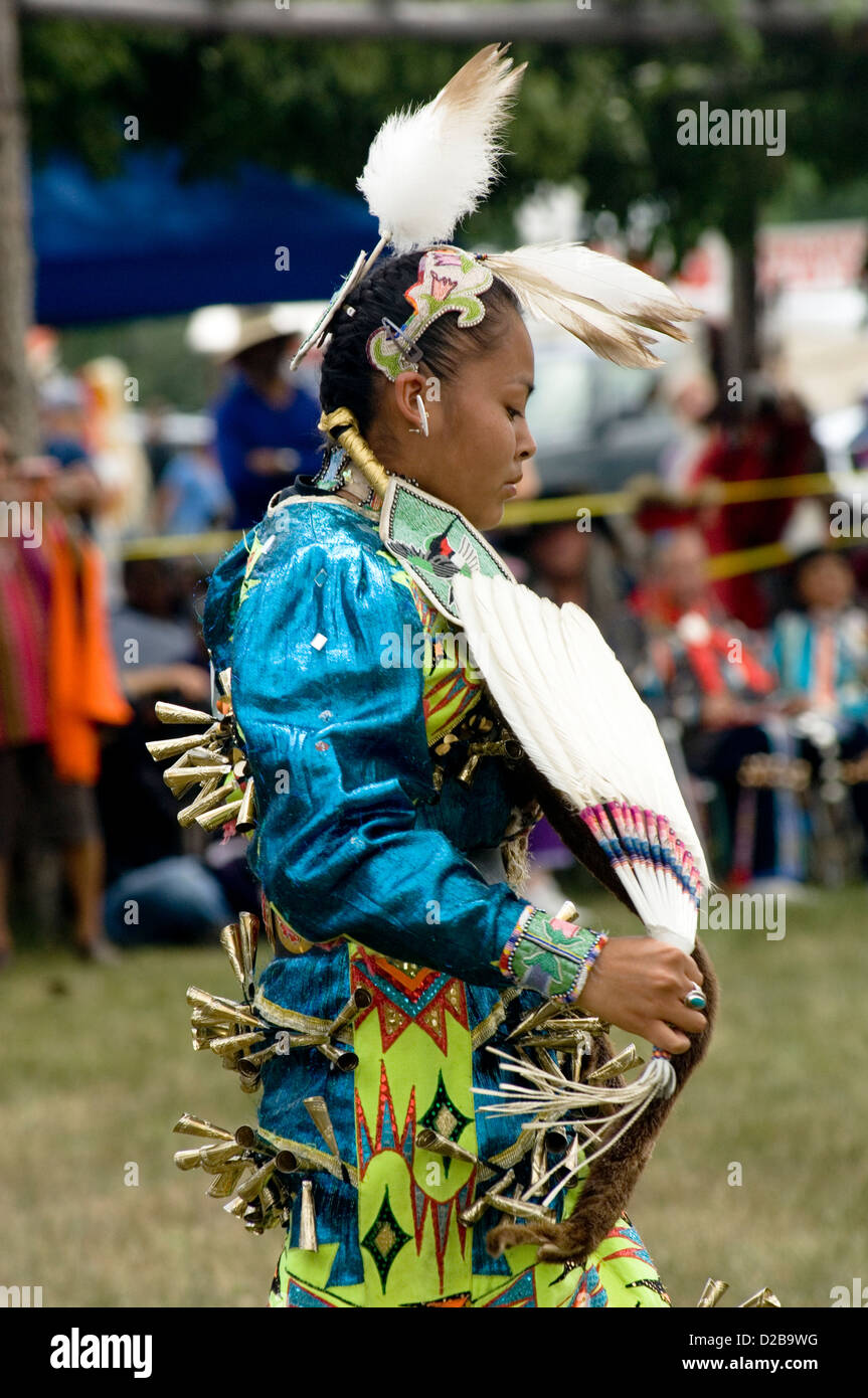 A Gathering North America'S Native People Meeting Dance Sing Socialize ...