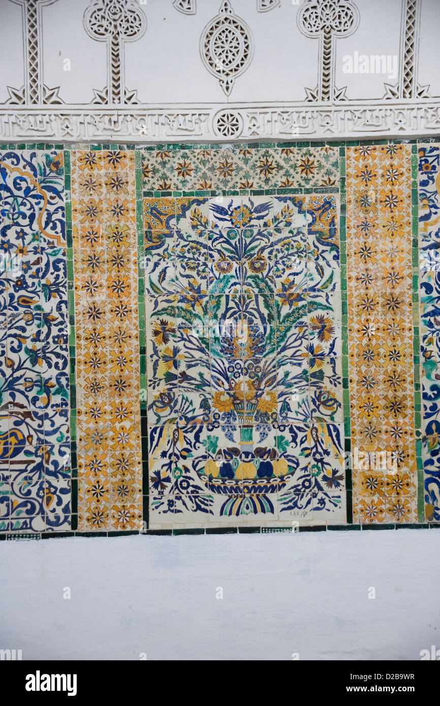 Mausoleum sidi sahbi zaouia sidi hi-res stock photography and images ...