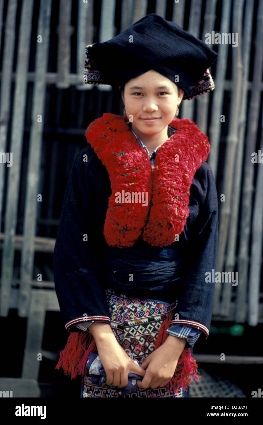Thailand. Member Of The Yao Tribe Stock Photo - Alamy